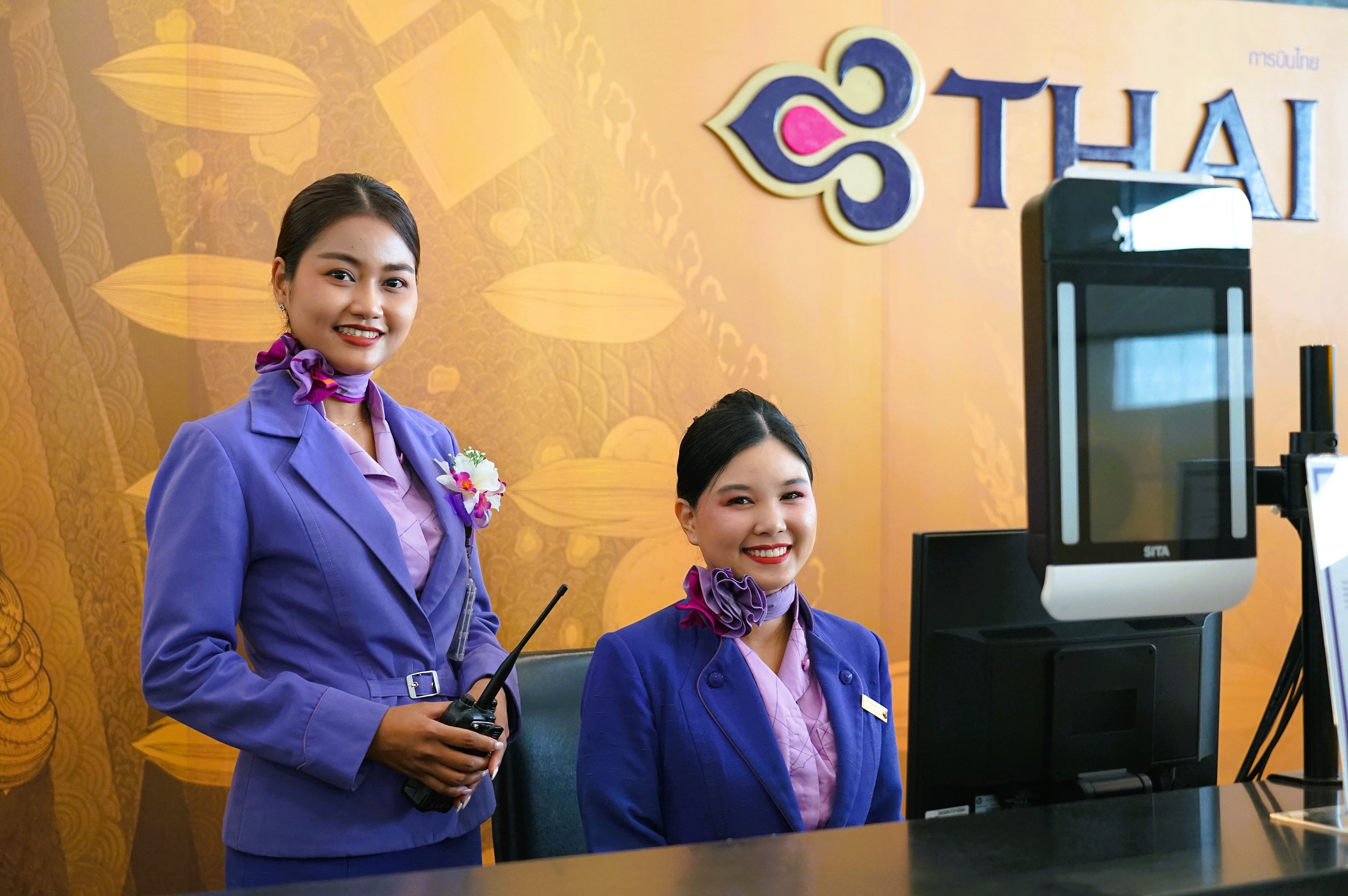 Home [www.thaiairways.com]
